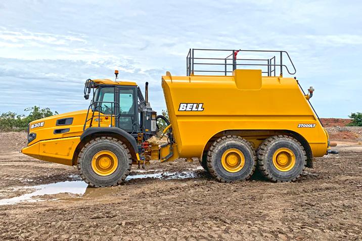 Bell introduces 27 000 L off-road water tanker at Hillhead - Bell Equipment