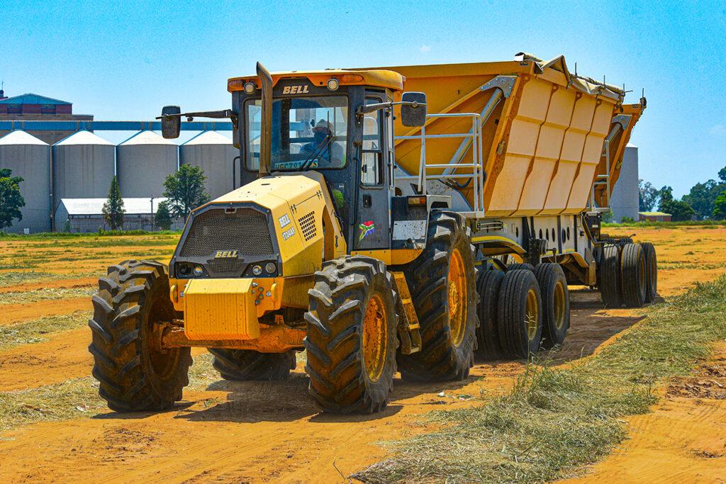 LFC Logistiek reaps the benefits of Bell Haulage Tractors - Bell Equipment